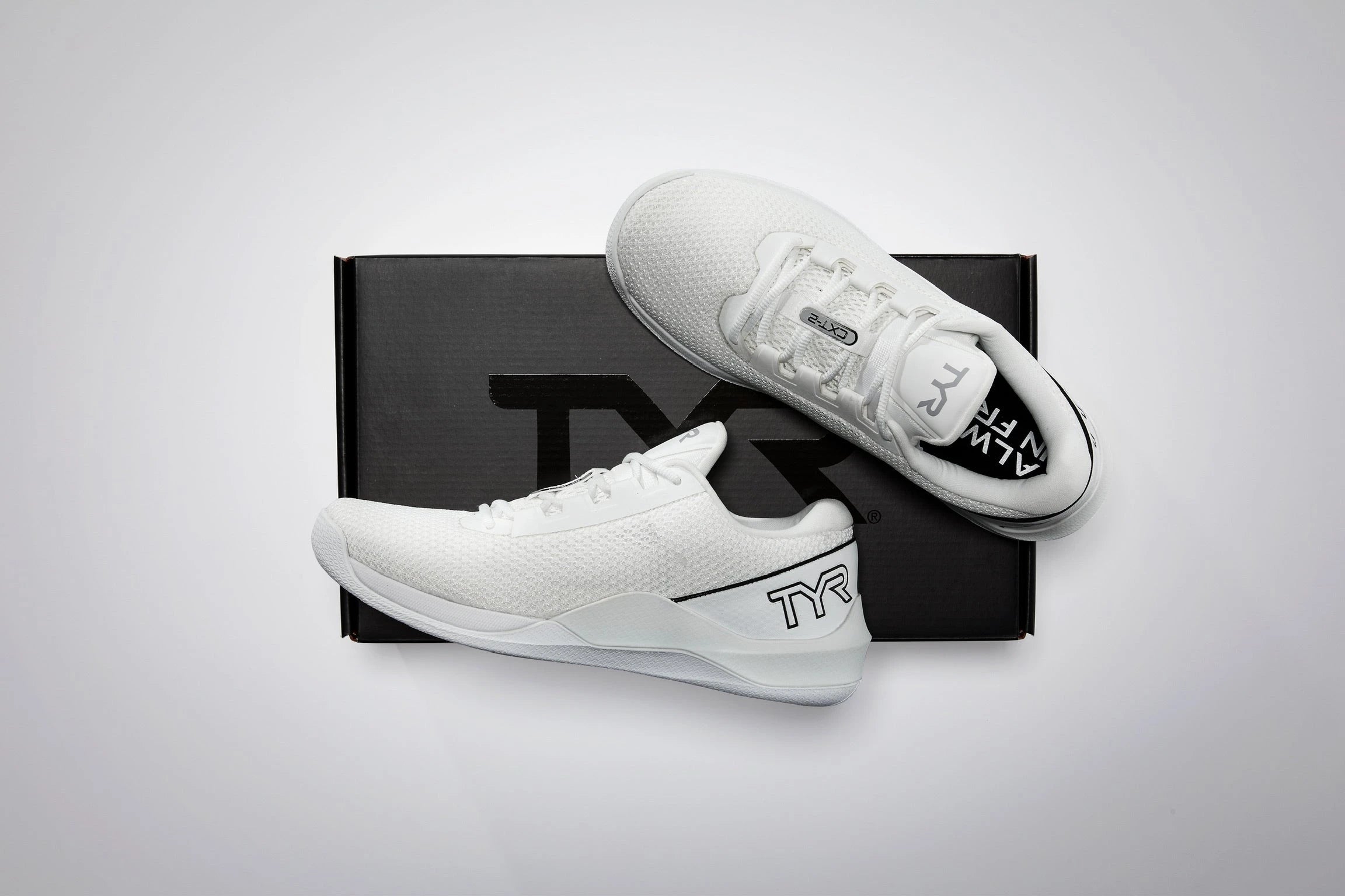 Skór – Page 2 – BSport